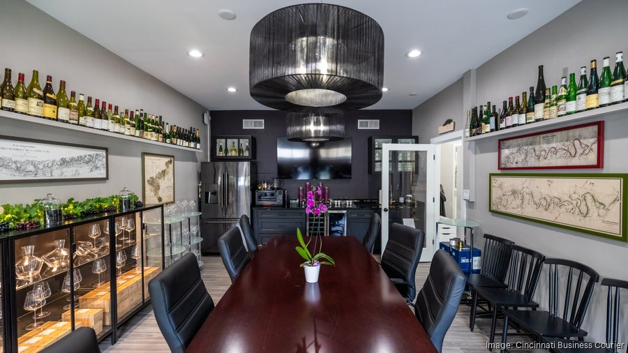 Wine tasting bar Vinology opens in Mount Lookout Square - Cincinnati ...
