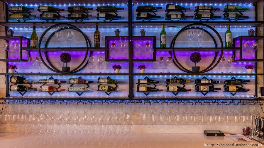 Wine tasting bar Vinology opens in Mount Lookout Square - Cincinnati ...