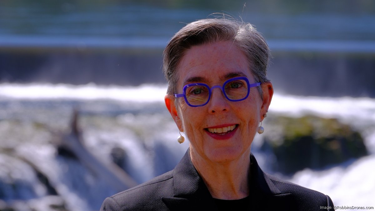 Oregon's Kate Brown to lead Willamette Falls Trust - Portland Business ...