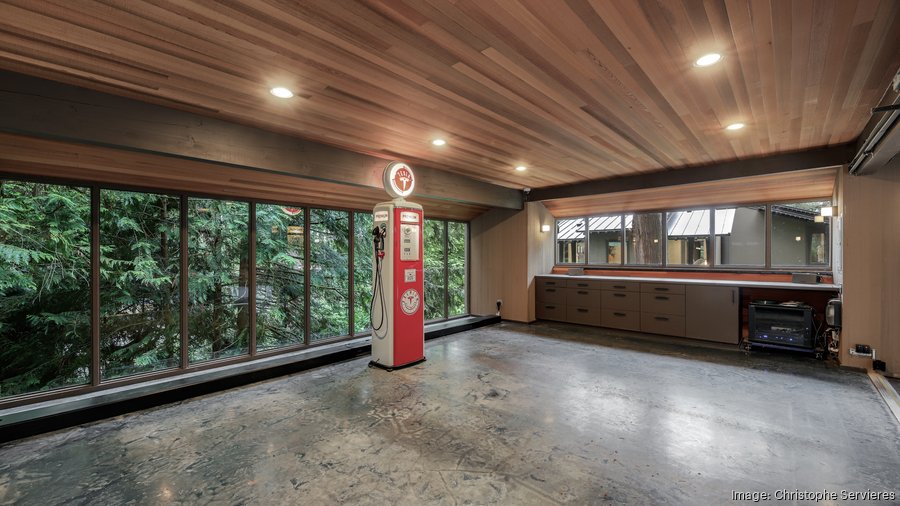 VersusGame VP selling treehouse-style dream home in Shoreline - Puget ...