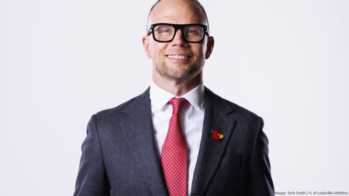 UofL basketball coach Pat Kelsey gets $1M raise in new contract ...