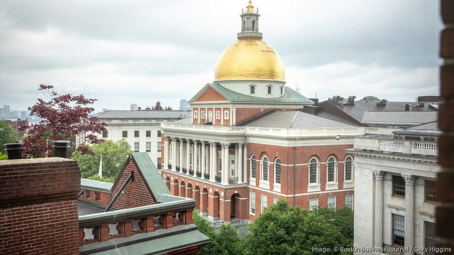 Accords reached on wage transparency, $1.26 billion IT bond bills ...