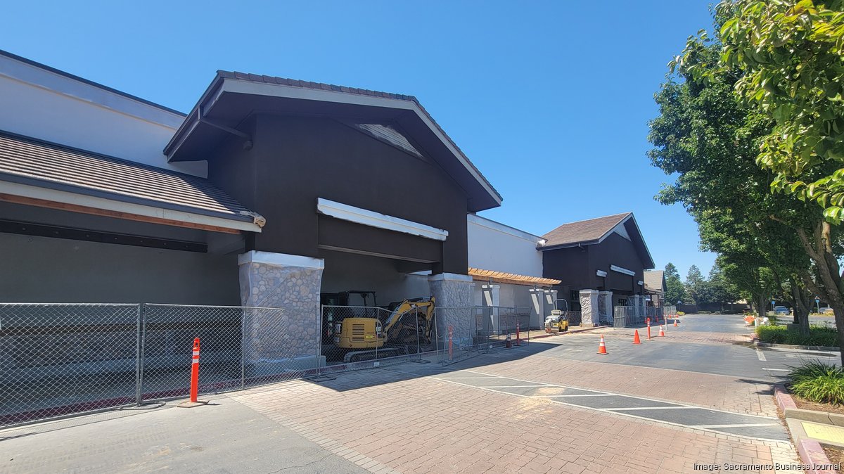 Safeway plans September opening for new Elk Grove store - Sacramento Business Journal