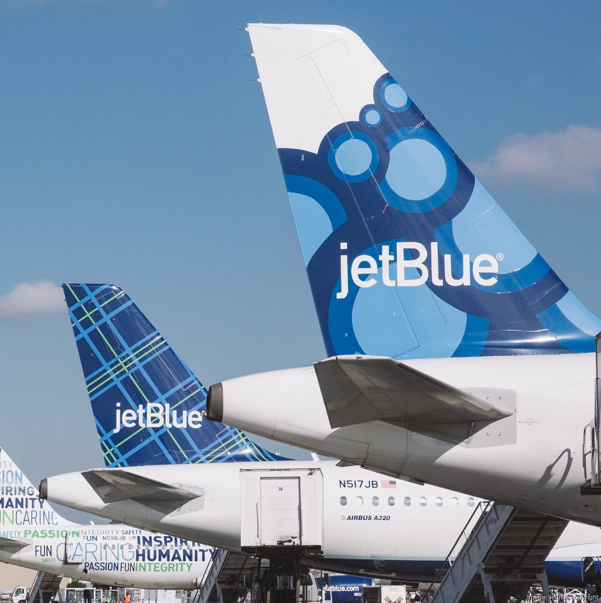 Jetblue flight 868 60 photos - Morilly.com