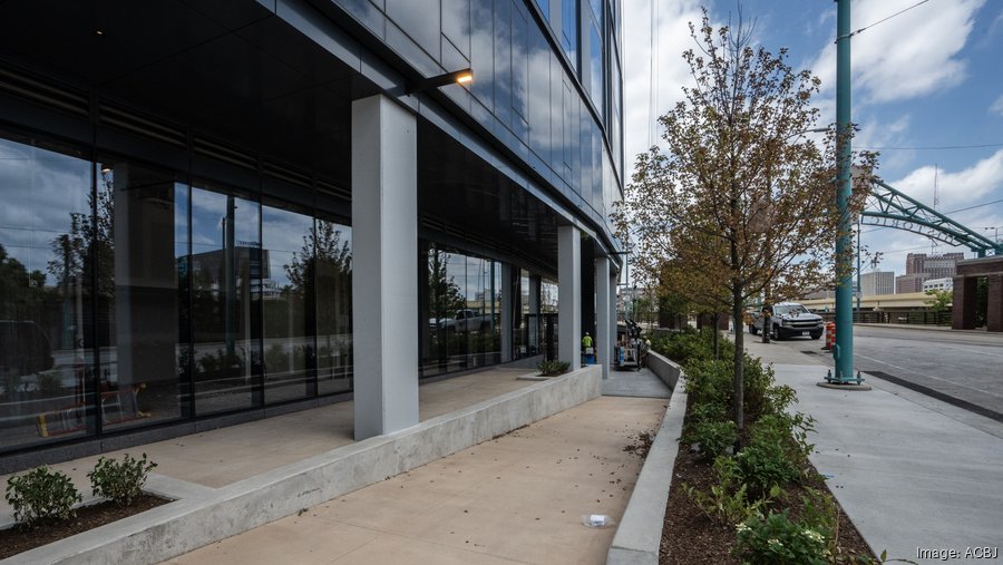 333 Water apartment tower courts local restaurant for riverfront space ...