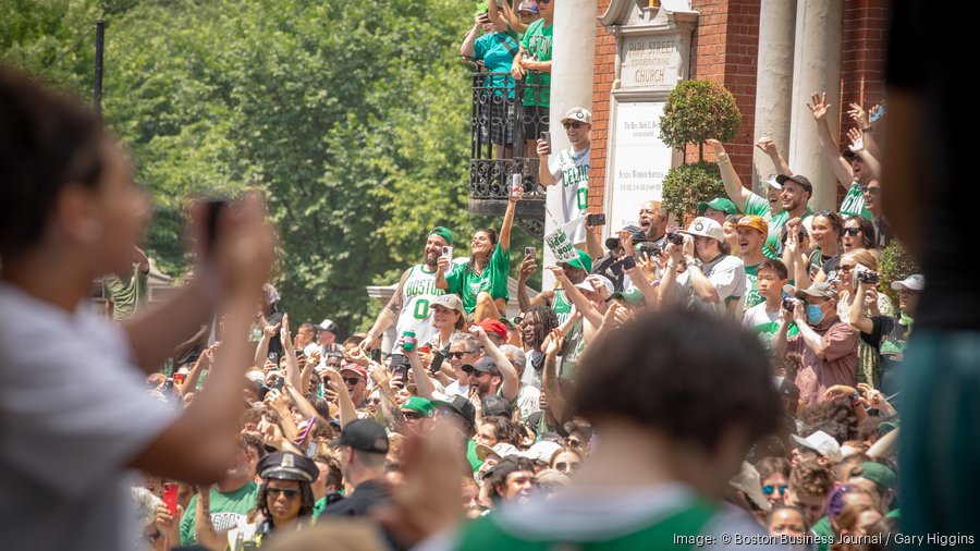Celtics parade 2024 photos show crowds, crazies to parade route ...