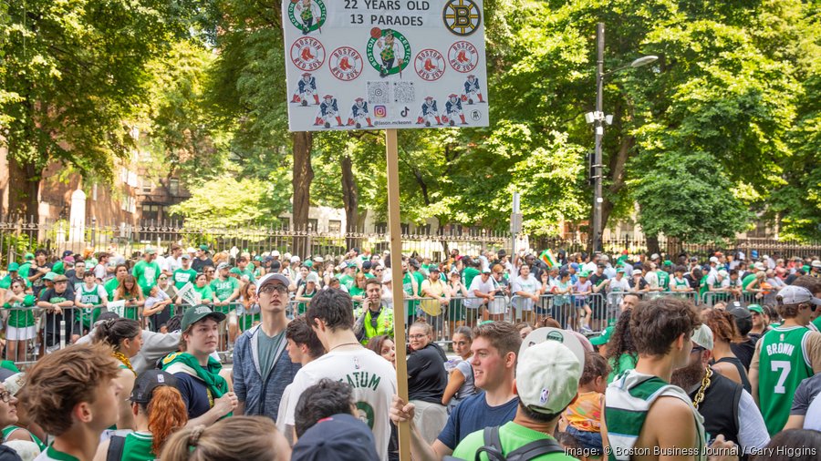 Celtics parade 2024 photos show crowds, crazies to parade route ...