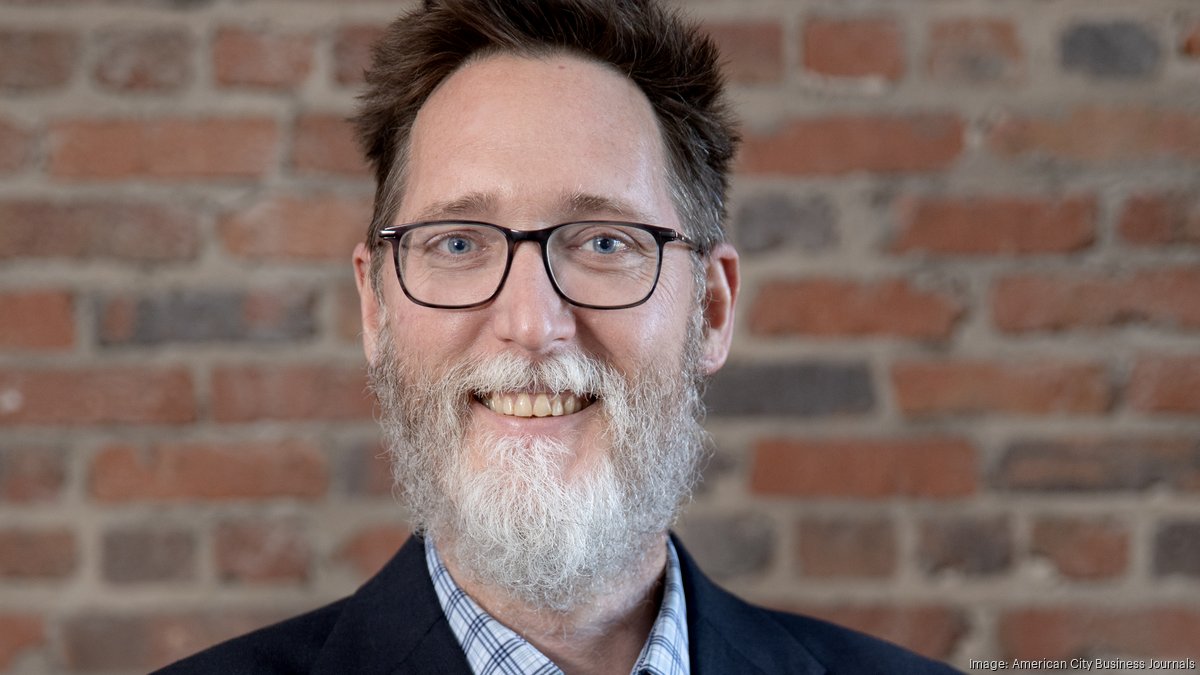 Timothy Gibbons named next editor-in-chief of Milwaukee Business ...