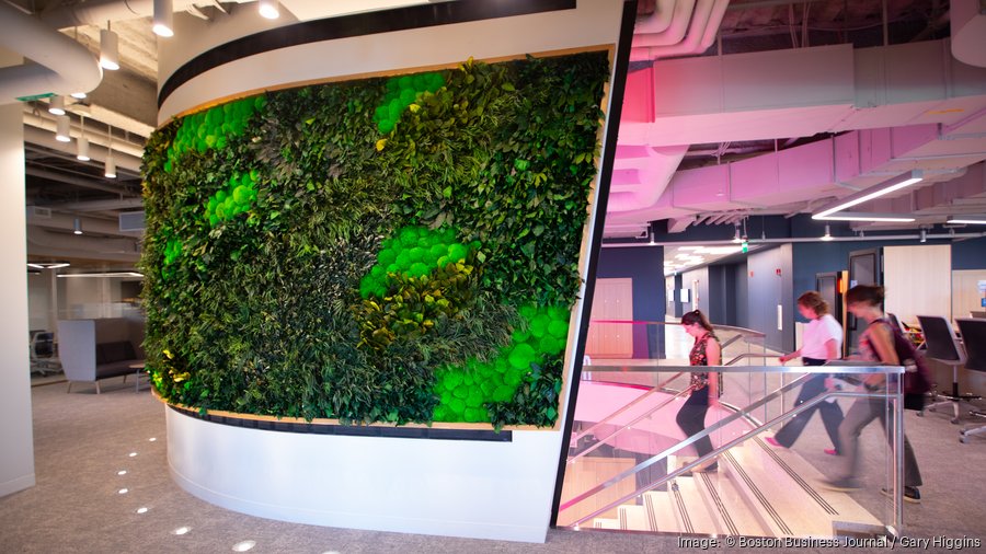 Moderna opens new, larger headquarters in Cambridge - Boston Business ...