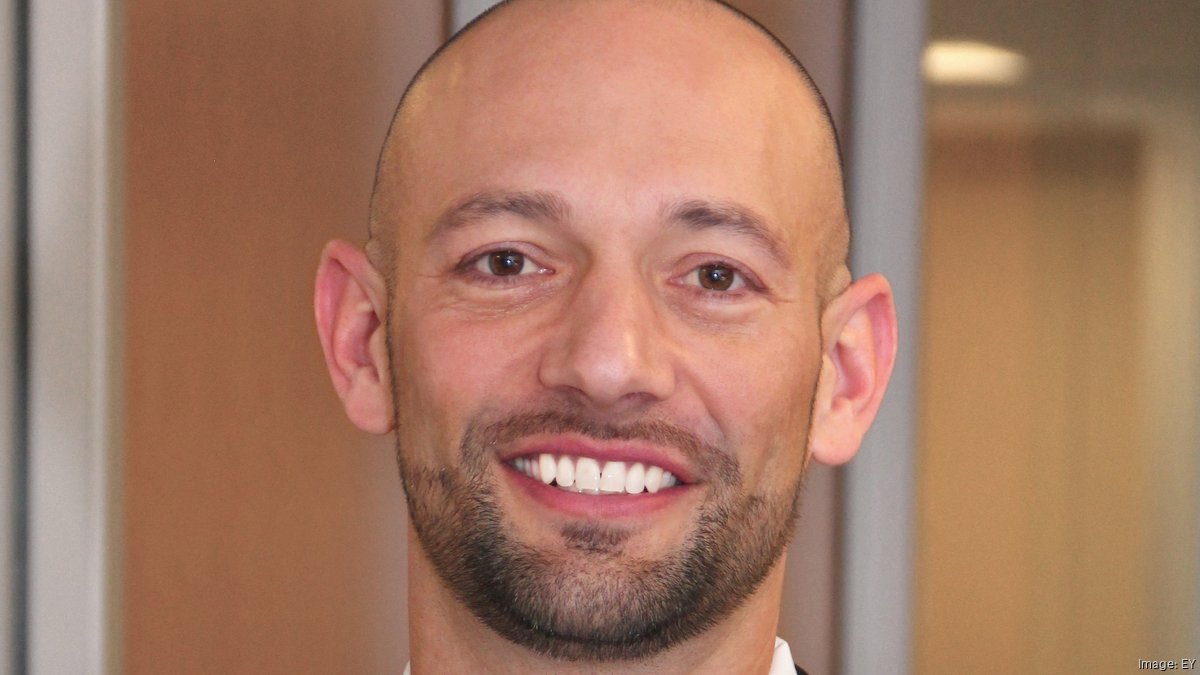 New EY Seattle office leader talks recruiting, clients and favorite ...