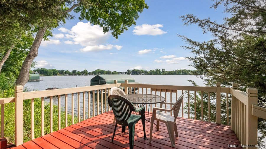 Orono home on Lake Minnetonka's North Arm Bay hits market - Minneapolis ...