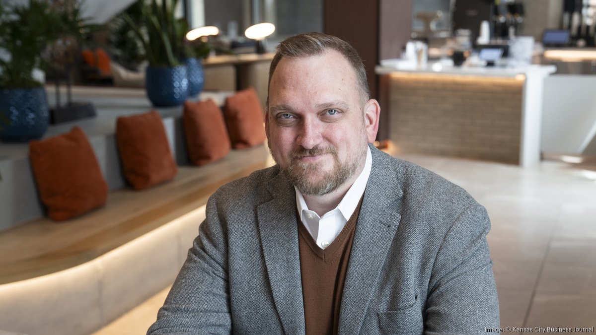 KCBJ's 2024 CFO of the Year honoree: Christopher Mounts - Kansas City ...