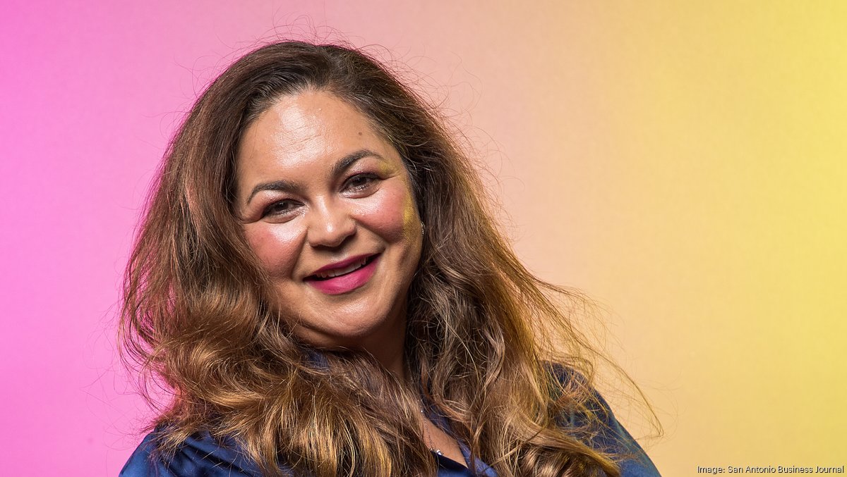 Vanessa Valadez's Instagram, Twitter & Facebook on IDCrawl