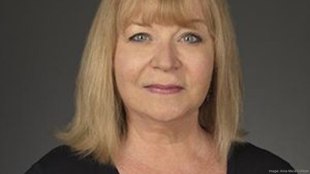 Longtime Mass. college president to retire - Boston Business Journal