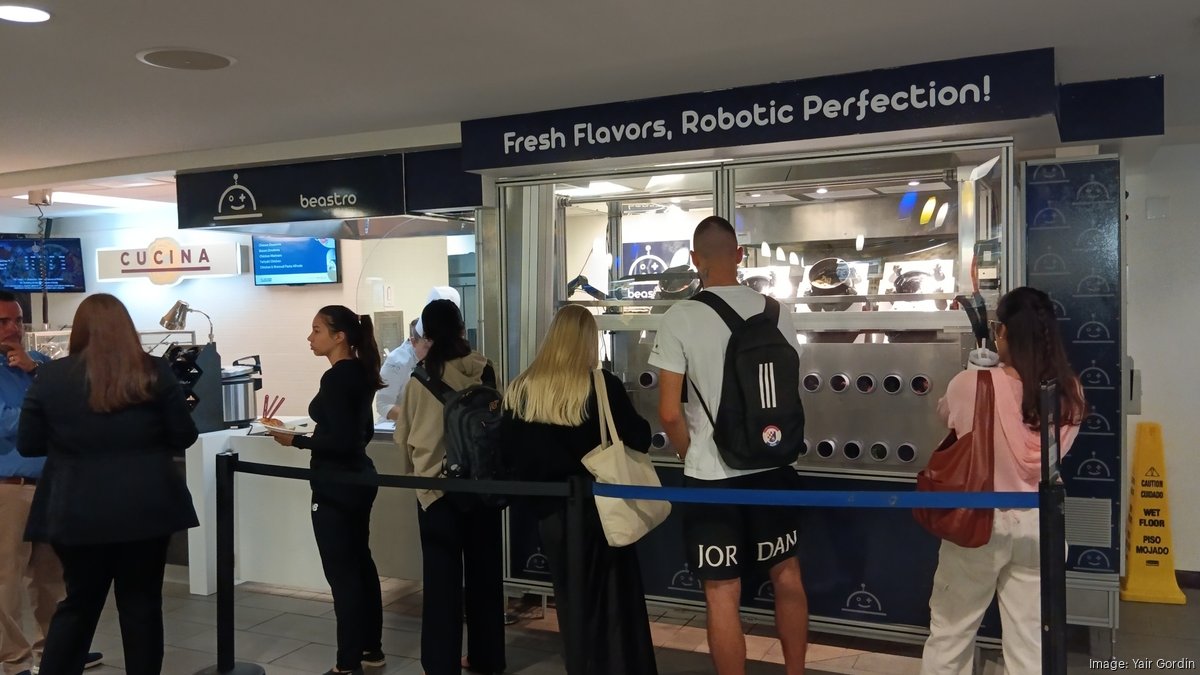 FIU introduces AI robot to student dining - South Florida Business Journal