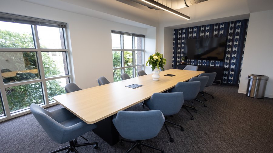 Crestlight Capital wraps $20M overhaul at Towers at SouthPark ...