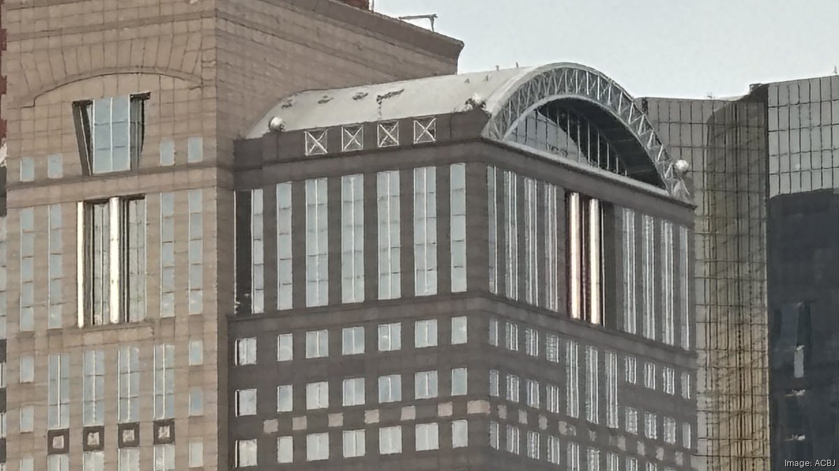 EQT Plaza no more as Highwoods drops logo from Pittsburgh skyline ...
