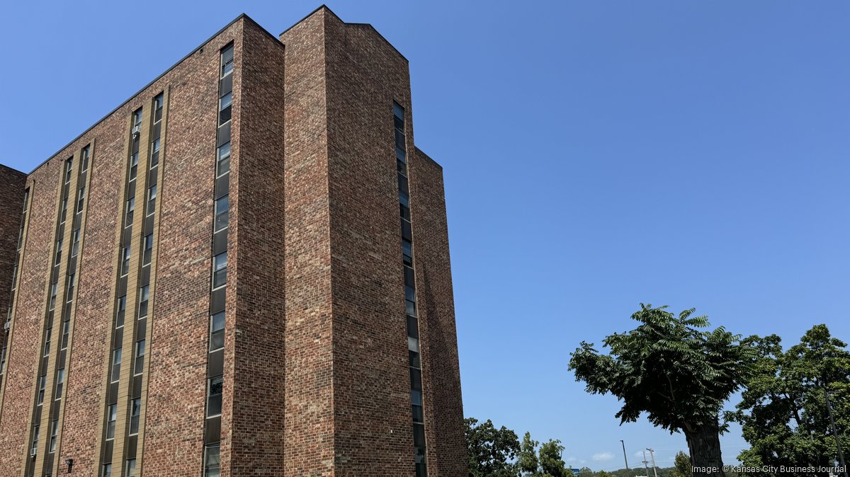 Gabriel Tower apartments get new default notice, ahead of potential ...