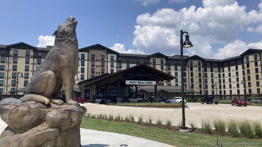 Great Wolf Lodge in Webster opens, all-clear after chemical scare ...