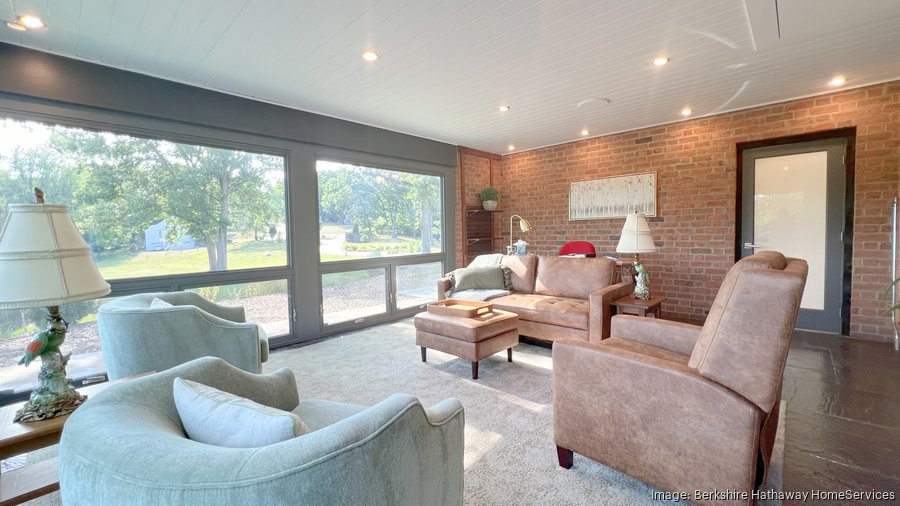 This Bell Acres home is for sale for over $2.4 million (photos ...