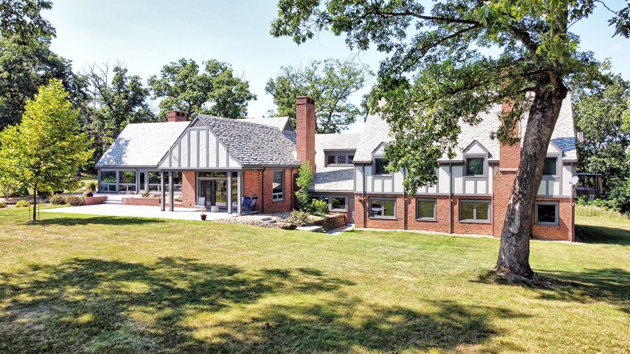 This Bell Acres home is for sale for over $2.4 million (photos ...