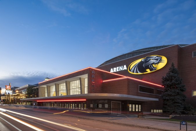 UW-Milwaukee Panther Arena BizSpotlight - Milwaukee Business Journal