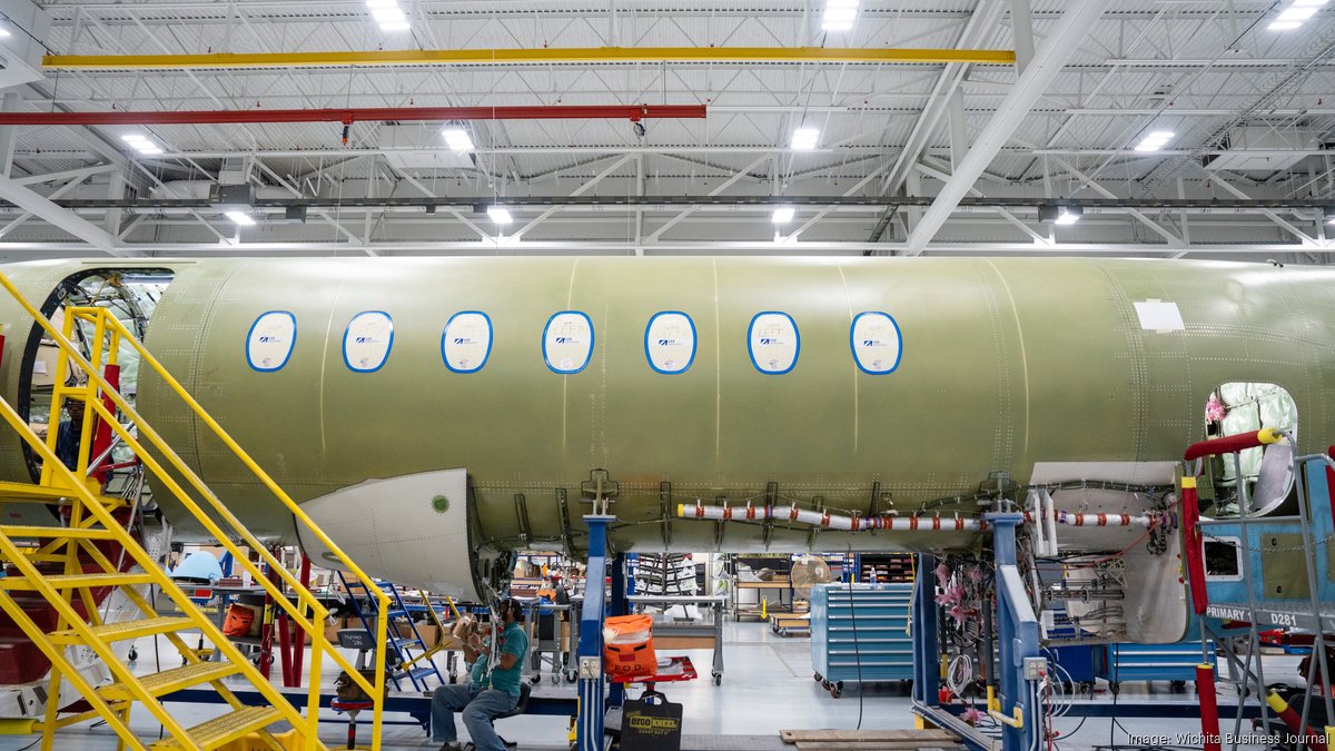 Textron Aviation's new safety management system gets key approval ...