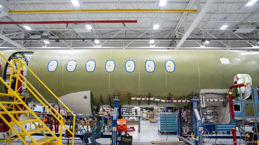 Textron Aviation's new safety management system gets key approval ...