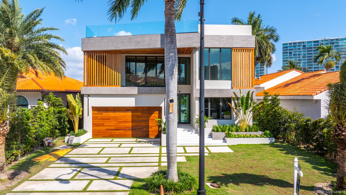 Firm of Michael S. Deitz and Leora Schwarz buy Sunny Isles Beach home ...