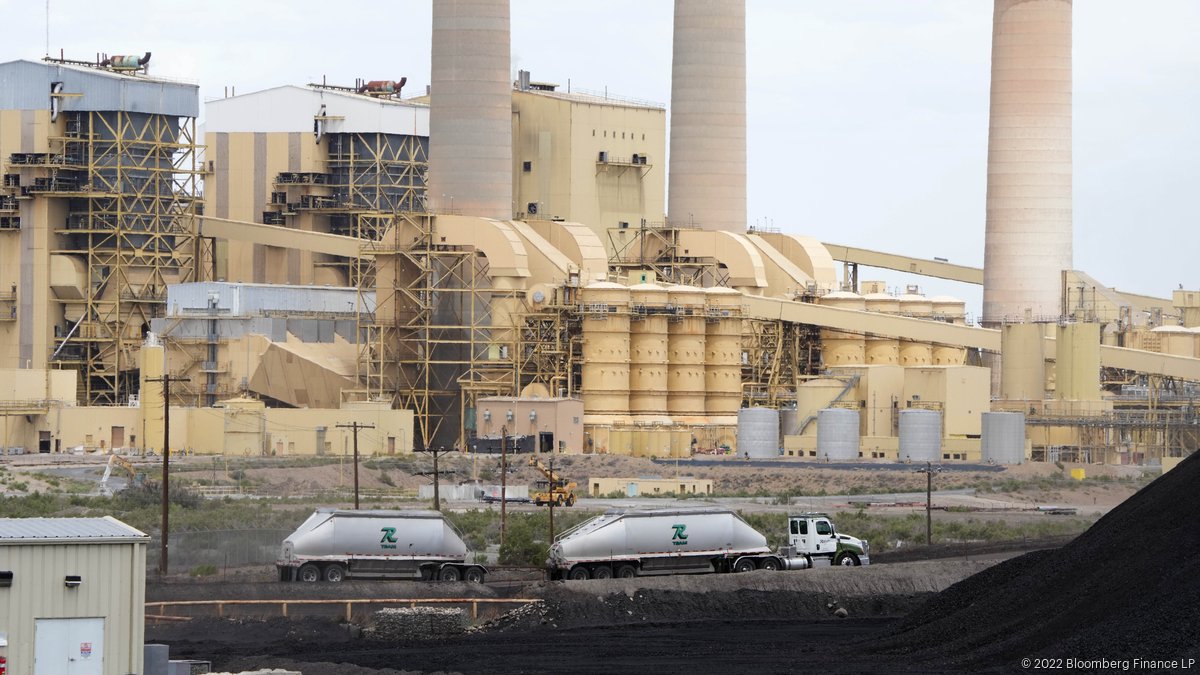 Warren Buffett utility PacifiCorp to study 'corporate realignment ...