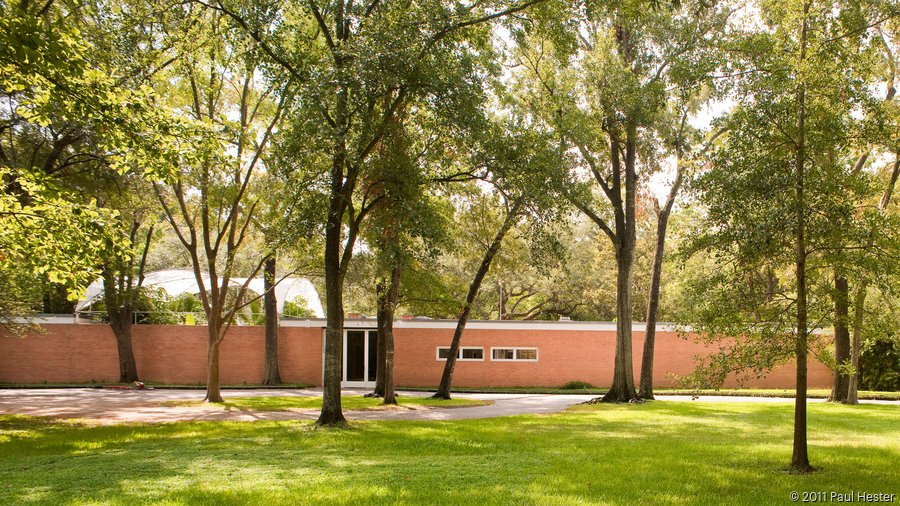 Menil Foundation to upgrade Menil House grounds - Houston Business Journal