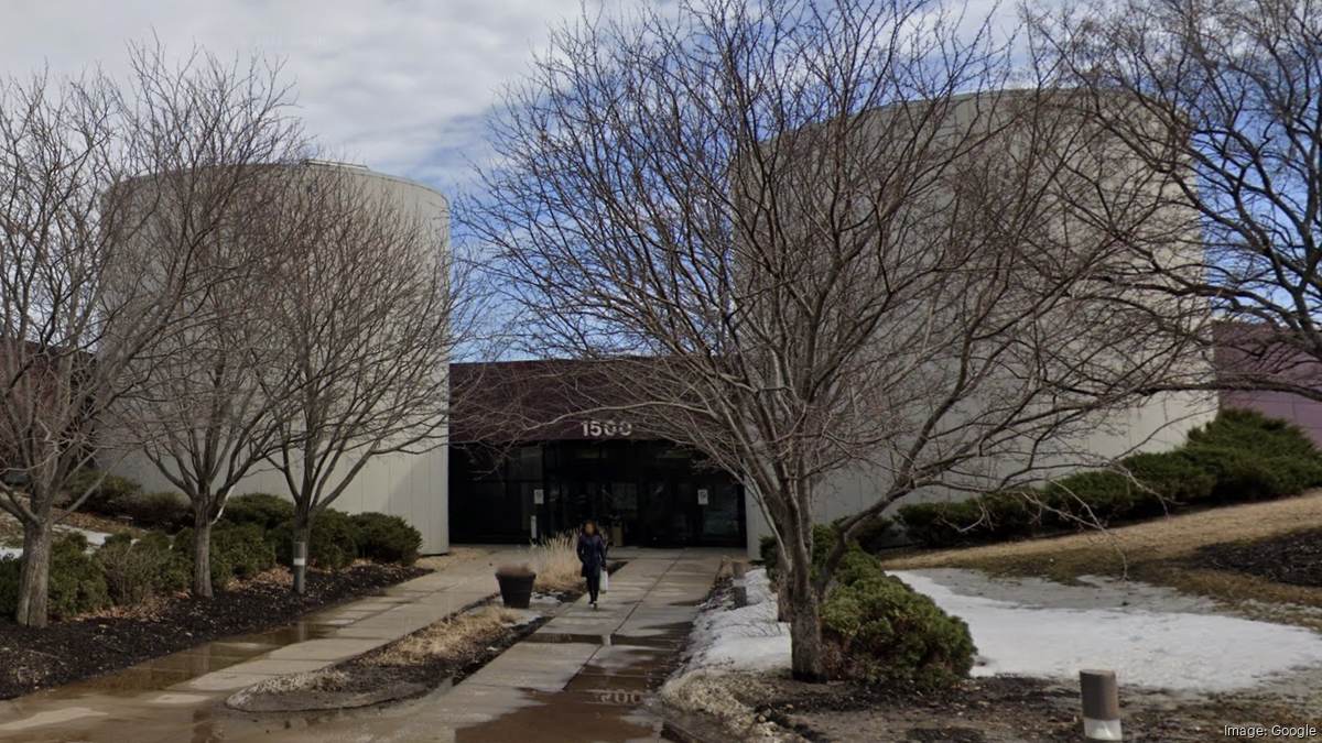 Dakota County buys former Delta Air Lines property - Minneapolis / St ...