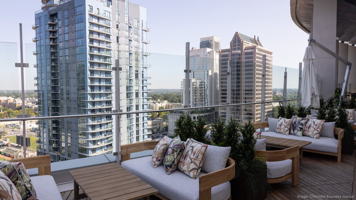 Uptown rooftop restaurant, bar Merchant & Trade unveils revamp ...