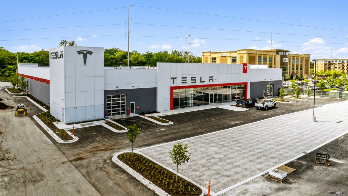 Tesla's Chicago-area build-to-suit center sold - Chicago Business Journal