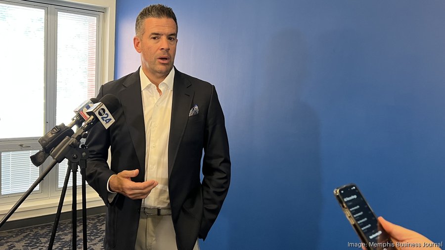 AAC commissioner visits University of Memphis amid Pac-12 rumors in ...
