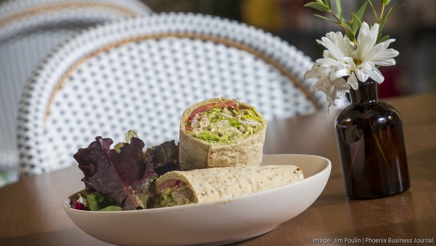Cheesecake Factory execs defend plans not to sell Sam Fox concepts ...