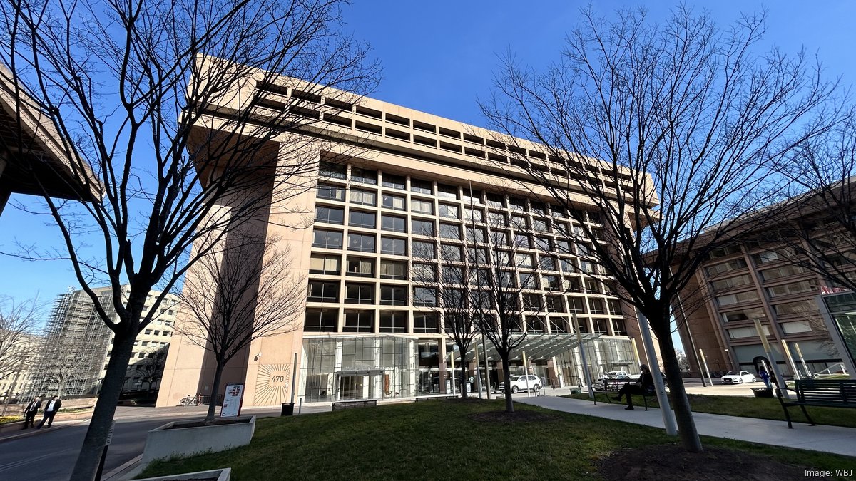 L'Enfant Plaza buildings heading to foreclosure auction - Washington ...