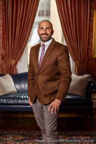 Revolution Rotisserie closing to become Duke's fried chicken restaurant ...