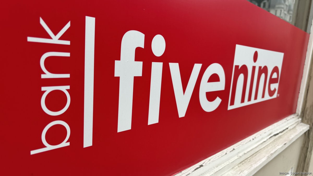 Milwaukee bank rankings reshuffled amid diverging branch strategies ...