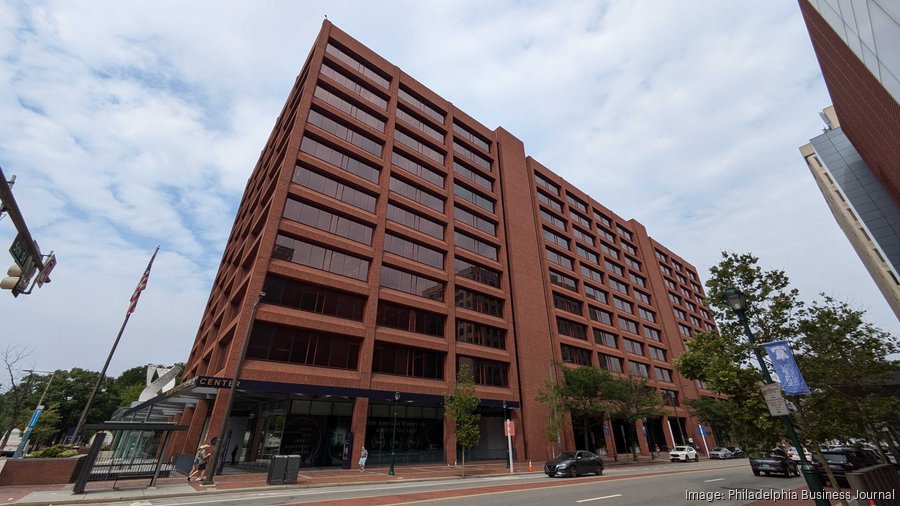 401 Market owner seeks discounted debt payoff after Wells Fargo exit ...
