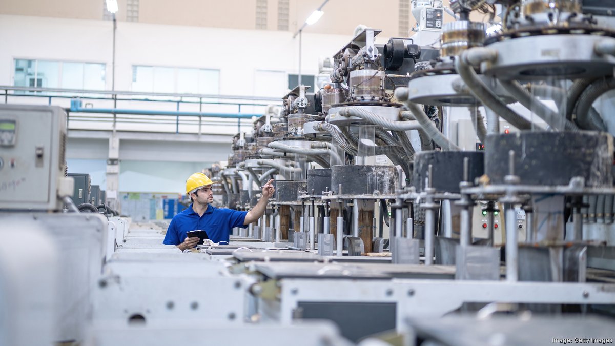 5 trends shaping the manufacturing and distribution industry for 2025 ...