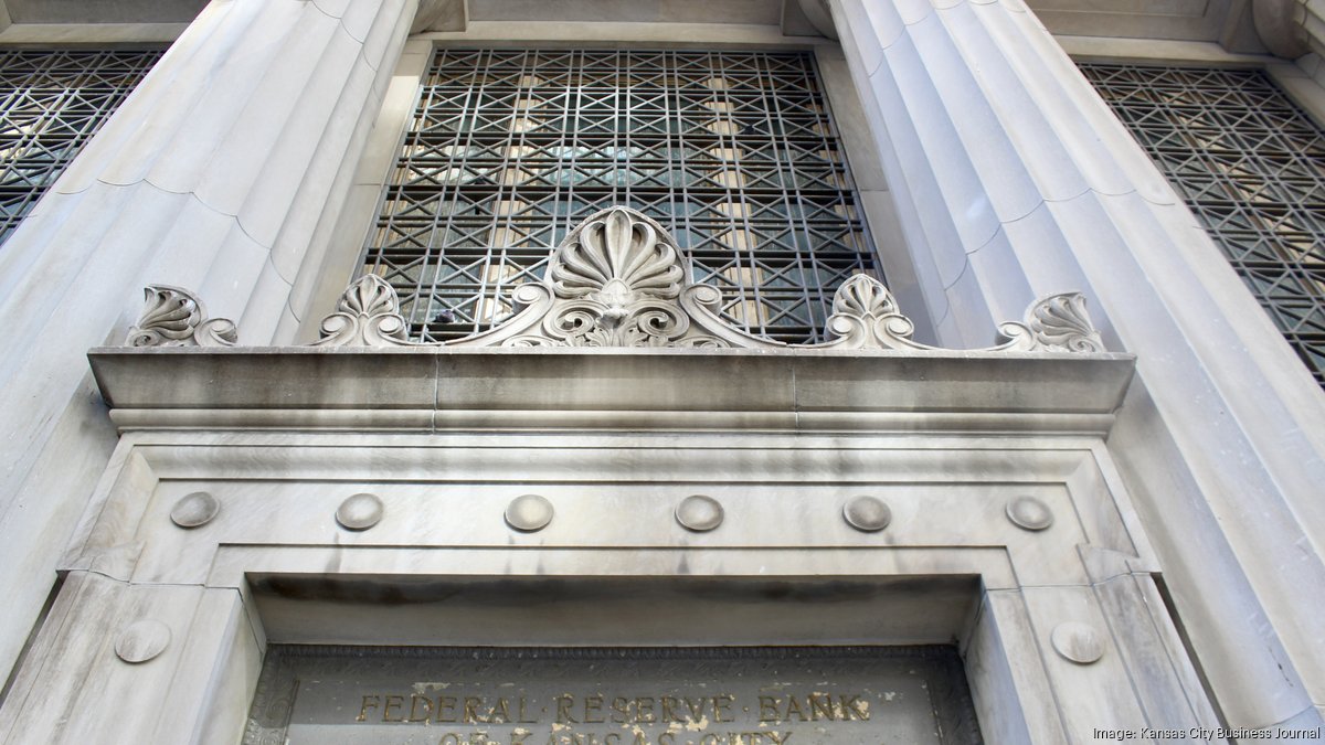 Court clears path to foreclose on old Federal Reserve building - Kansas ...
