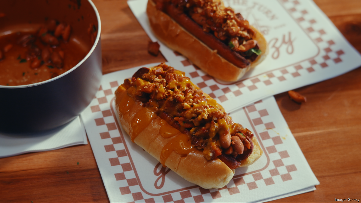 Hot dog brand Gleezy targets golf courses, stadiums - Charlotte ...
