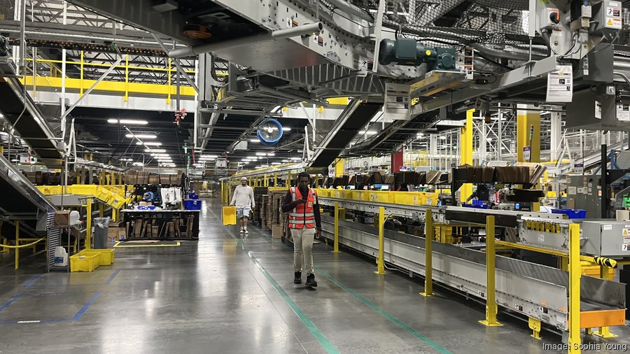 Photos: Inside Amazon's massive Nashville distribution center ...