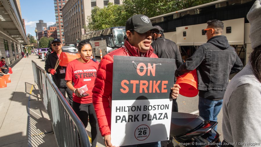 Hilton hotel workers reach agreement - Boston Business Journal