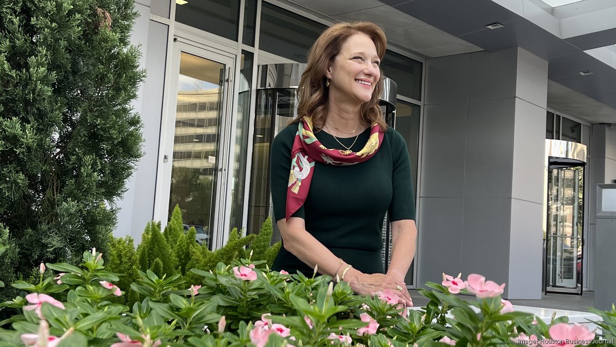 Amy Chronis keeps giving back after retiring from Deloitte - Houston ...
