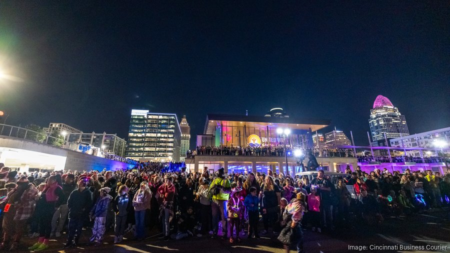 Blink parade kicks off 2024 edition of art and light festival ...