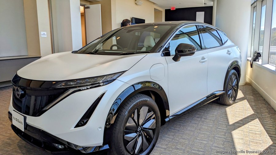 Nissan touts EV plans at event for new Murano - Nashville Business Journal