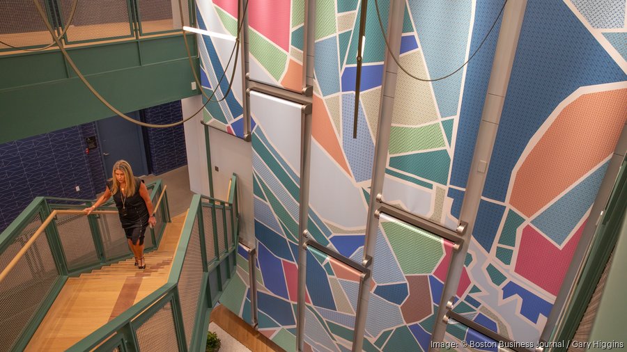 Deloitte moves into Winthrop Center - Boston Business Journal