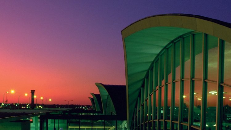 Why St. Louis' "iconic" architecture could define the city's brand ...